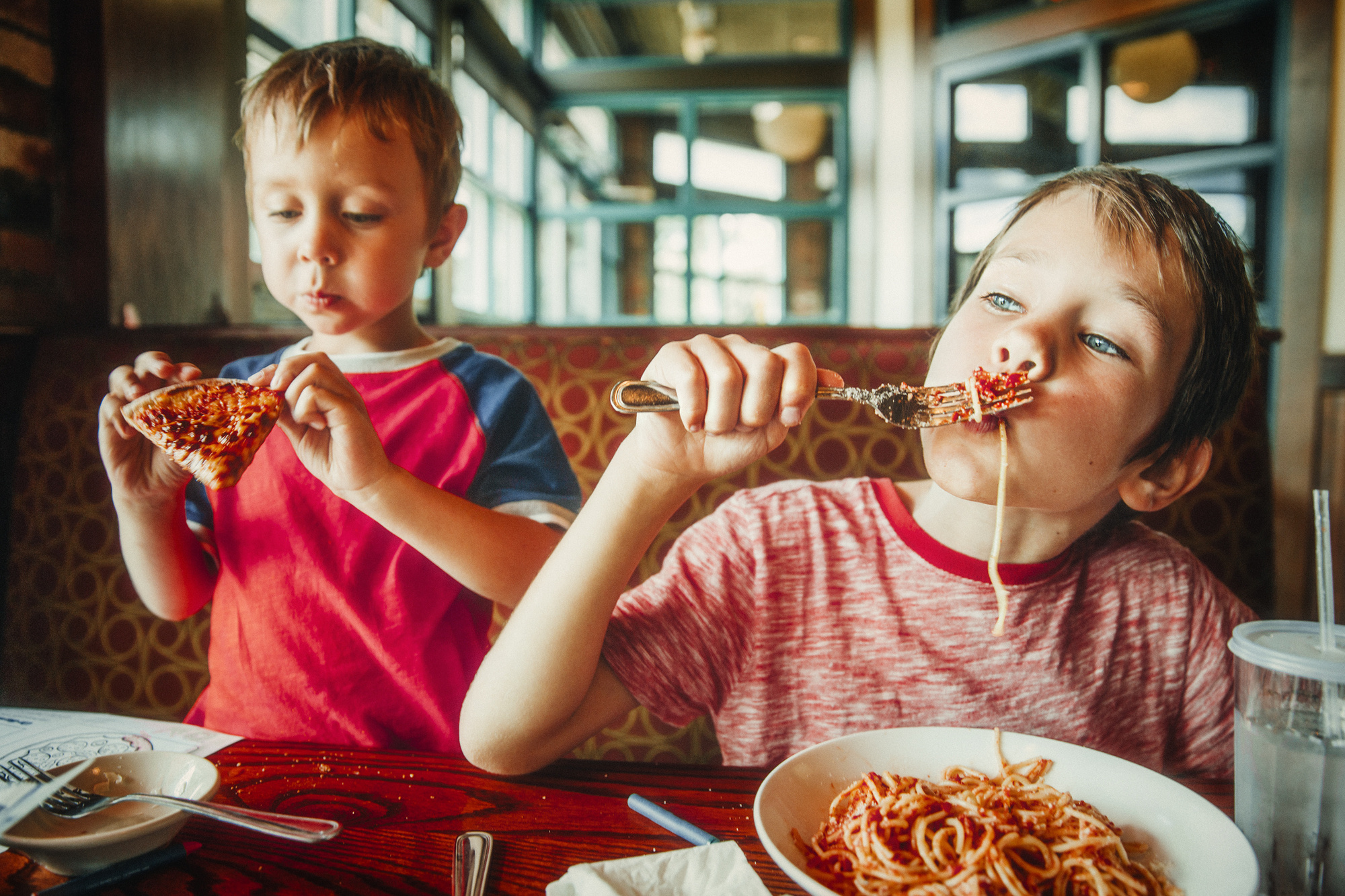 Kids Feisty at Restaurants? 5 Ways to Enjoy Eating Out With Kids